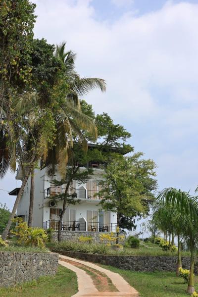 Flyon Resort - Sri Lanka
