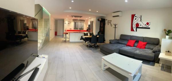 Entire 250m2 Chalet - Sagunto
