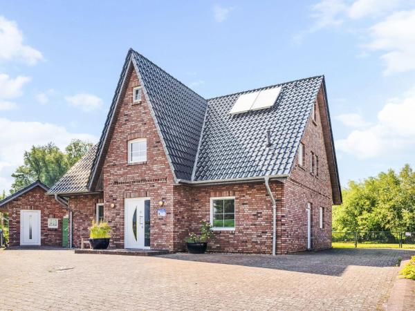 Holiday Home Geräumige Ferienvilla Jenny Am Strand Mit Pool By Interhome - Grevesmühlen