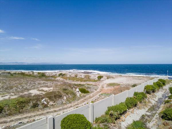 214 Hermanus Beach Club - Hermanus
