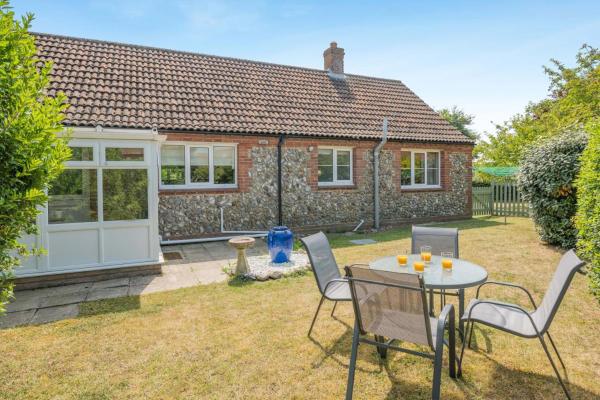 2 Bed In Langham Oc-1539 - Blakeney