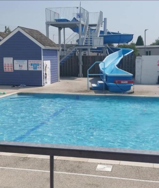 Beeswing Caravan - Great Yarmouth