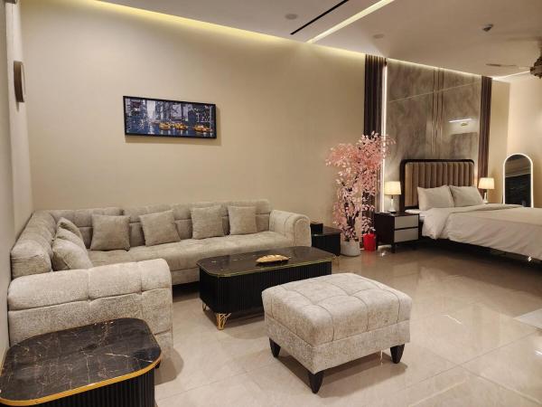 Elegant Designer Studio, Hotel-style Comfort In Zeta Mall - Pakistán