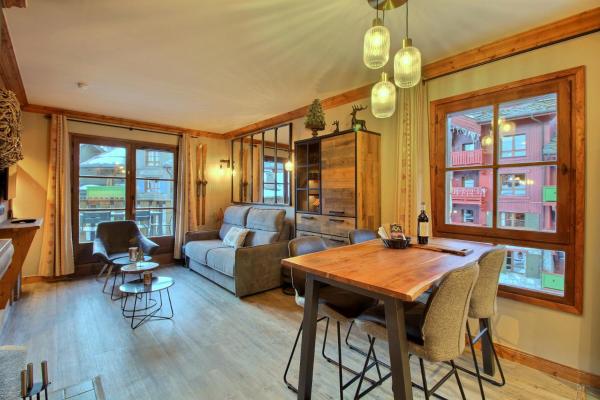 Arc 1950, Appartement 1 Chambre Avec Cheminée, 4 Personnes, Vue Montagne, Sauna, Hammam, Jacuzzi, Piscine Exterieure Chauffee - Arc 2000