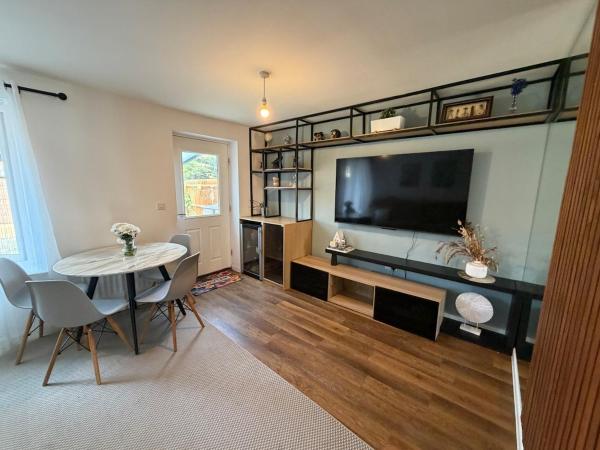 Family House With Garden & Free Parking Wokingham - Wokingham