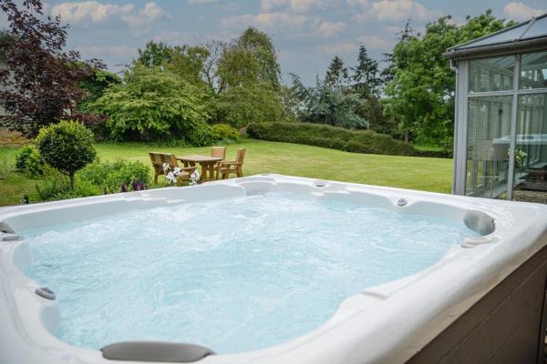 Newhouse By Group Retreats - Kent