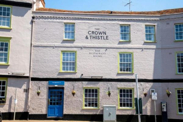 The Crown & Thistle, Abingdon, Oxfordshire - Acorn Pubs - Didcot