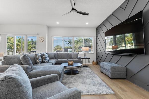 Columbus Cabanas - Modern, Spacious Townhouse In Heart Of Tampa, Near Raymond James Stadium - Tampa
