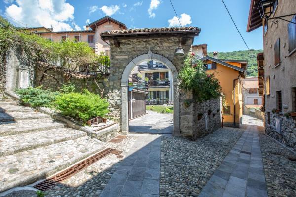 Da Mara Lago Di Como - Lombardy