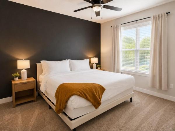 Lake Carolyn 2br Workspace Ready I Pool Gym Kingbed - Irving, TX