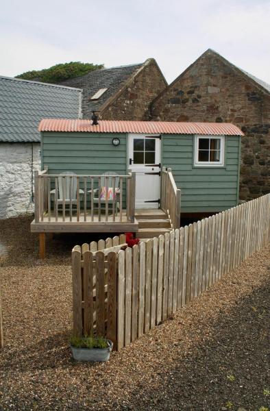 Wee Beach Hut Maidens - Schottland