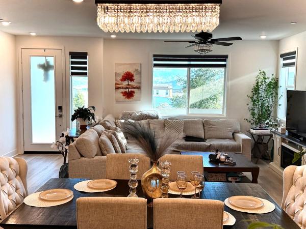 Valencia Resort - Santa Clarita, CA