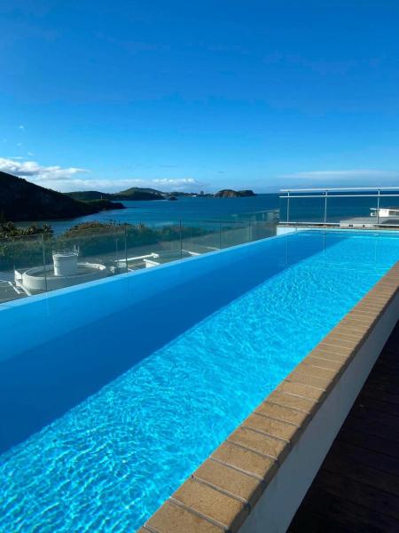 2-bedroom Apartment With Sea View And Rooftop Pool - Nouméa