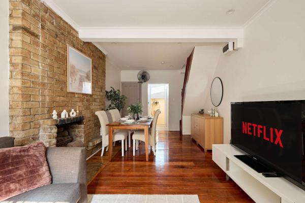 3br Surry Hills Home With Parking - Manly