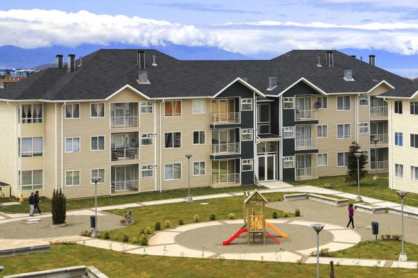 Departamento Amplio Con Balcón Y Vista A La Ciudad Y La Bahía - Puerto Montt