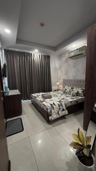 The Cozy Cove - Zirakpur