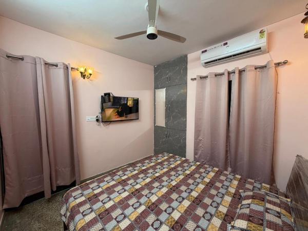 Shubham's Stay - Lucknow