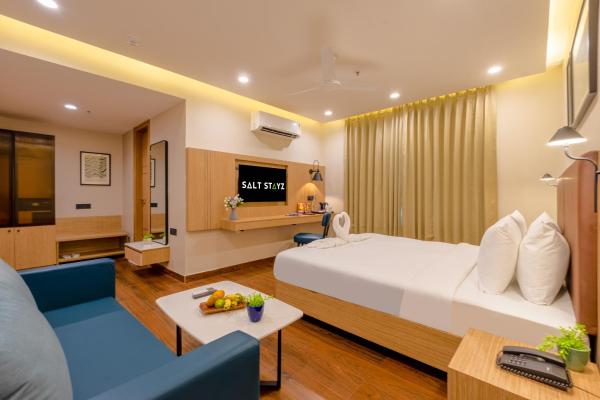 Saltstayz Premier - Noida Sector 15 - Noida
