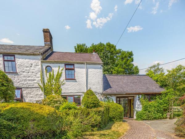 The Farmhouse - Ukc6678 - Wales