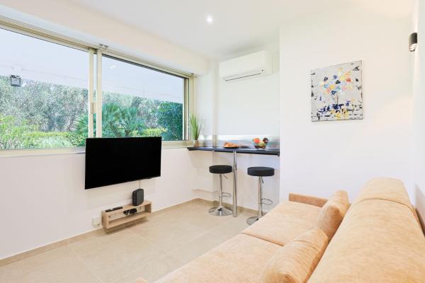 Upstays Cosy Studio 15m2 With Pool And Quiet - Cannes