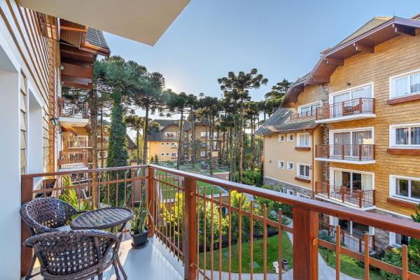 Alto Padrão Com Lareira, Piscina E Vista Incrível - Gramado