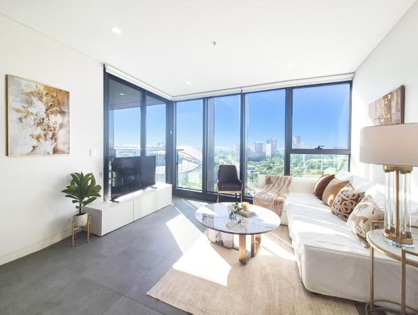 Luminous Luxe 2-bedroom Apartment W Stadium View - 파라마타