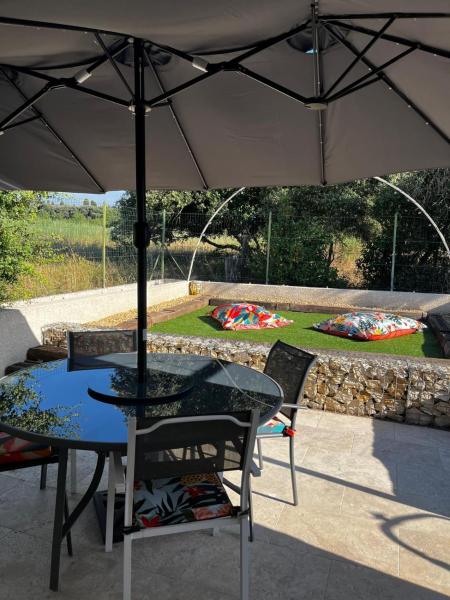 Maisonnette Et Campagne Provençale, Avec Piscine - Orgon