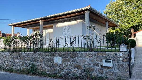 Ramboia Guest House - Viseu District