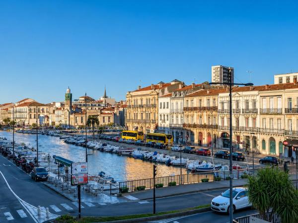 Le Cadre Royal - Vue Sur Le Canal, Wi-fi, Climatisation Et Parking - Balaruc-les-Bains