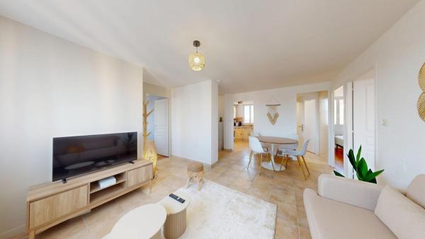 3 Chambres - Wi-fi - Netflix - Aux Portes De Lyon - Vénissieux