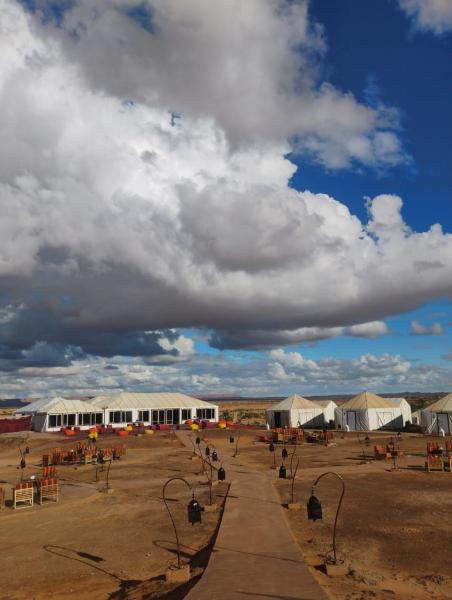 Camp Connection - Marruecos