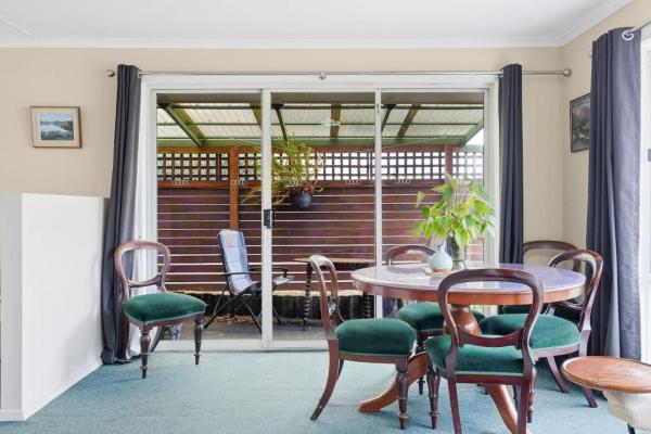 Kings Corner - Hobart