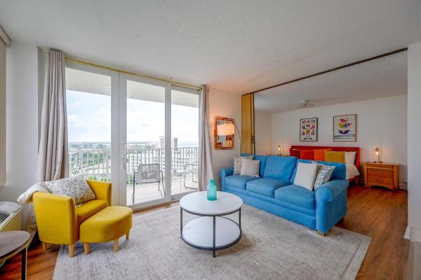 Fort Myers Beach Studio W/ Balcony & Views! - Koreshan State Park, Estero