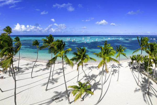 Tropical Adventure Studios Suites Hotel Beach Club & Spa - Punta Cana