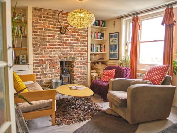 Kemptown Cosy Artist's Flat Pet Lover & Free Parking - Brighton