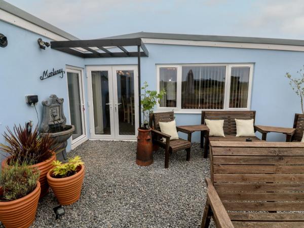 The Hideaway At Monterey - Helston