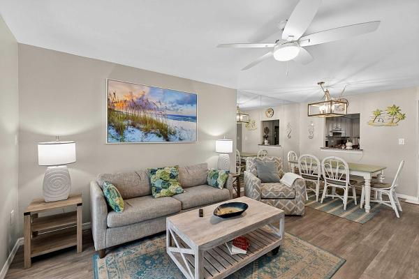 Siesta Key 2-bedroom Condo With Pool - Siesta Key, FL