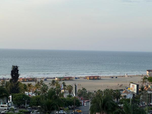 Murcielago Beach Next To Mall Del Pacifico - Manta
