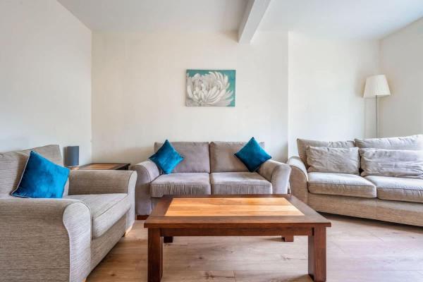 Millfield House - Cosy 2 Bed House In Motherwell - Motherwell