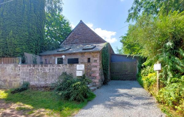 Lovely Home In Henanbihen With Wifi - Erquy