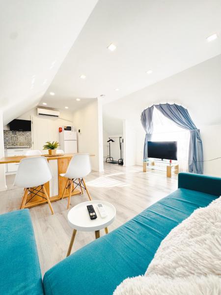 Bright-4 Apartmán Priamo V Centre Michaloviec - Trebišov