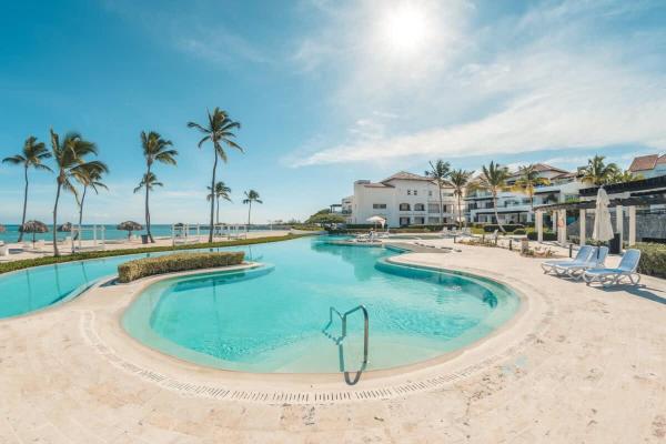 Punta Palmera Beachfront Apartment - Punta Cana