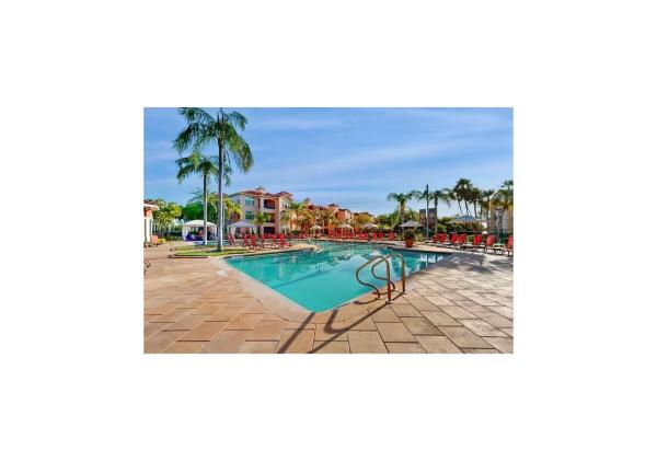Waterfront Resort Condo With Pool Gym And Spa - 라르고