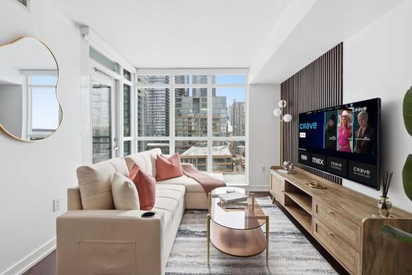 Sleek 2br Waterfront Condo Perfect City Getaway - Toronto