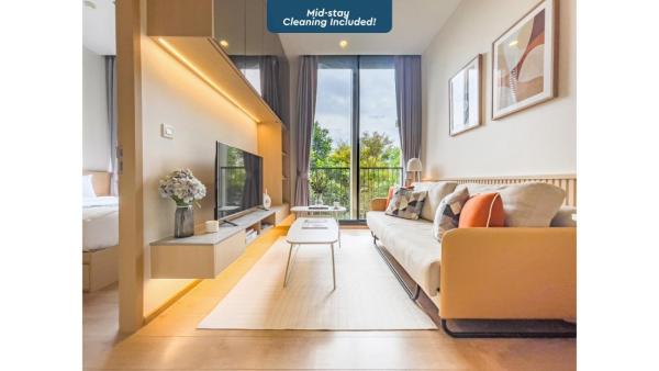 Asoke Luxury High Rise - Steps To Bts And Mrt - Wifi - Bangkok