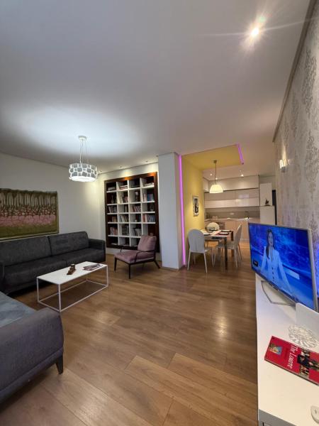 Center Apartment Easy - Tirana