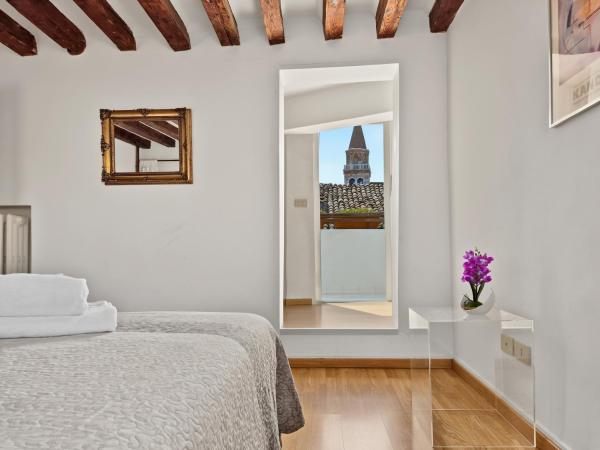 Magic View - 2 Bedroom Terrace With San Marco Campanile - Venice