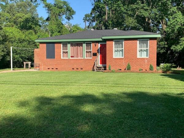 The Edinburgh Cottage - Louisiana