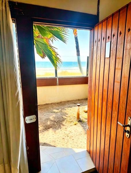 Beachfront Suite Right On The Sand - Cabo Frio