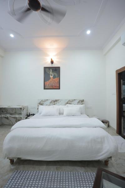 Riyaarth Stays - Agra